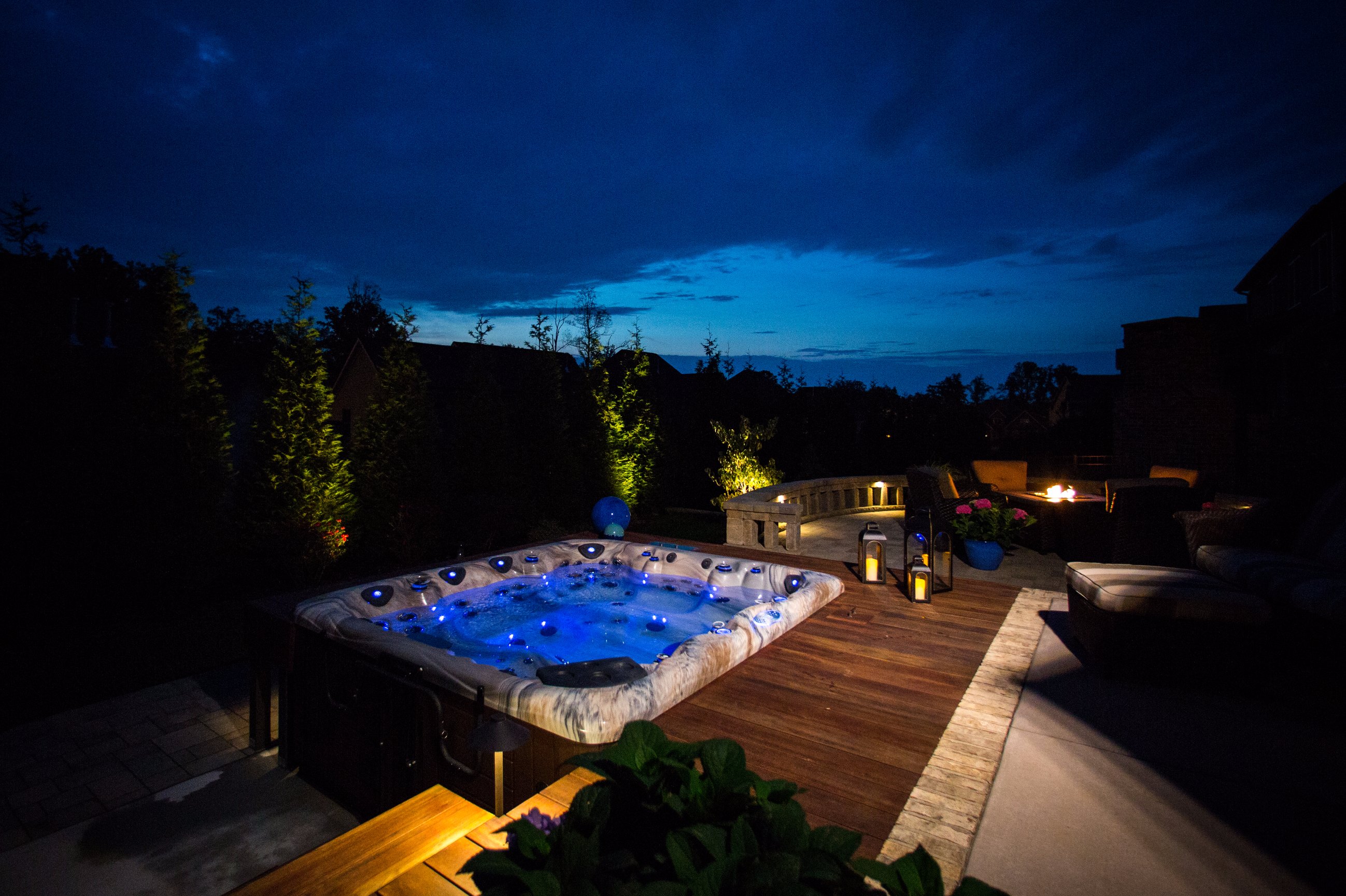 Unique landscape design with local architect firm - Micciche Photography