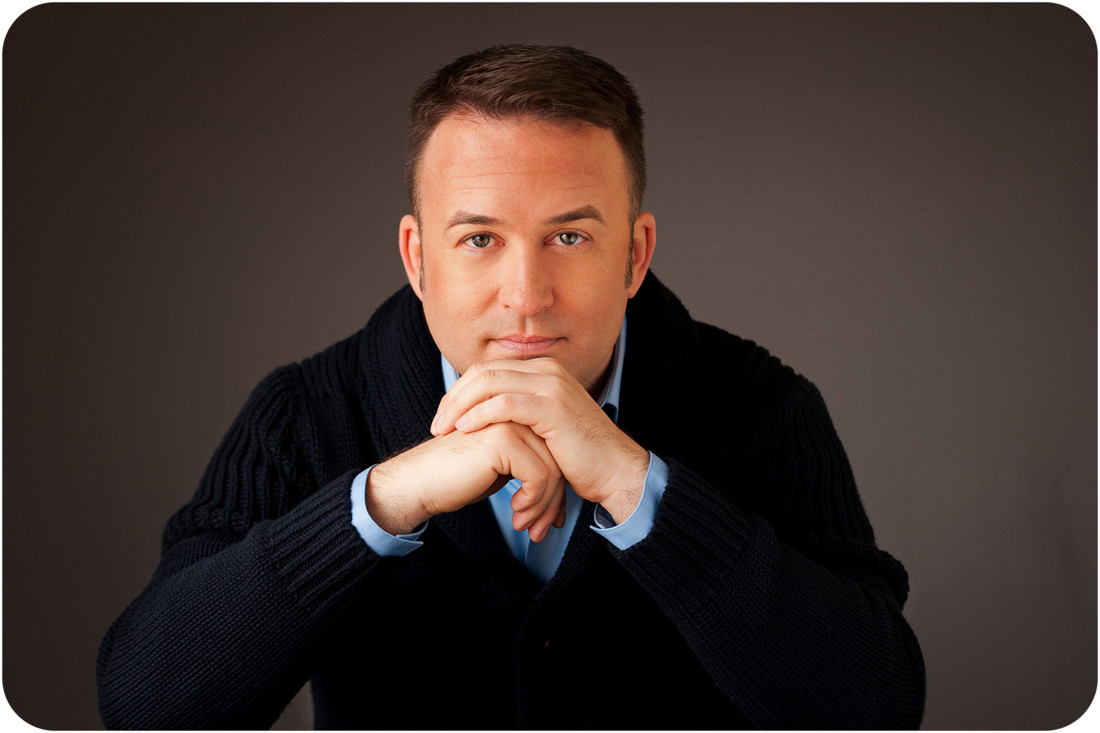 Home - TRUE BLUE Portrait Design