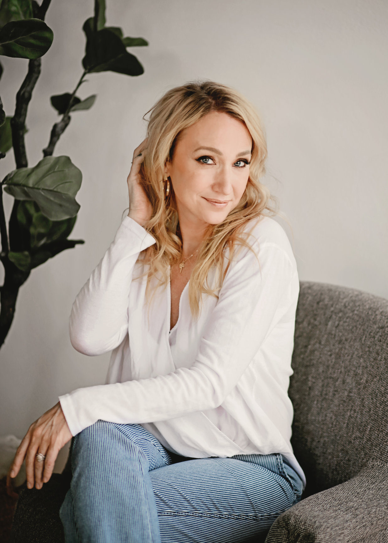 HEAD SHOTS/ PORTRAITS - Julie Patterson