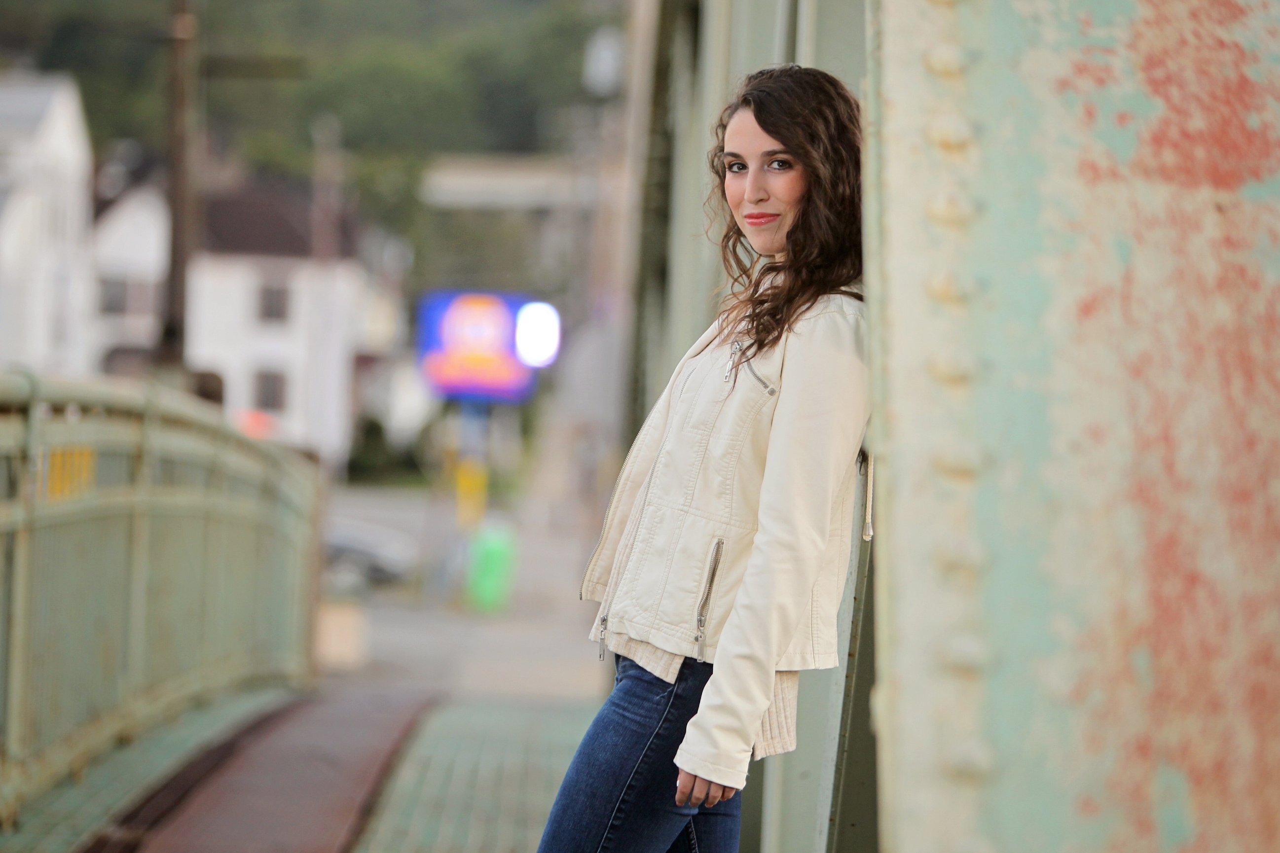 HIGH SCHOOL SENIORS - Tri Color Photography