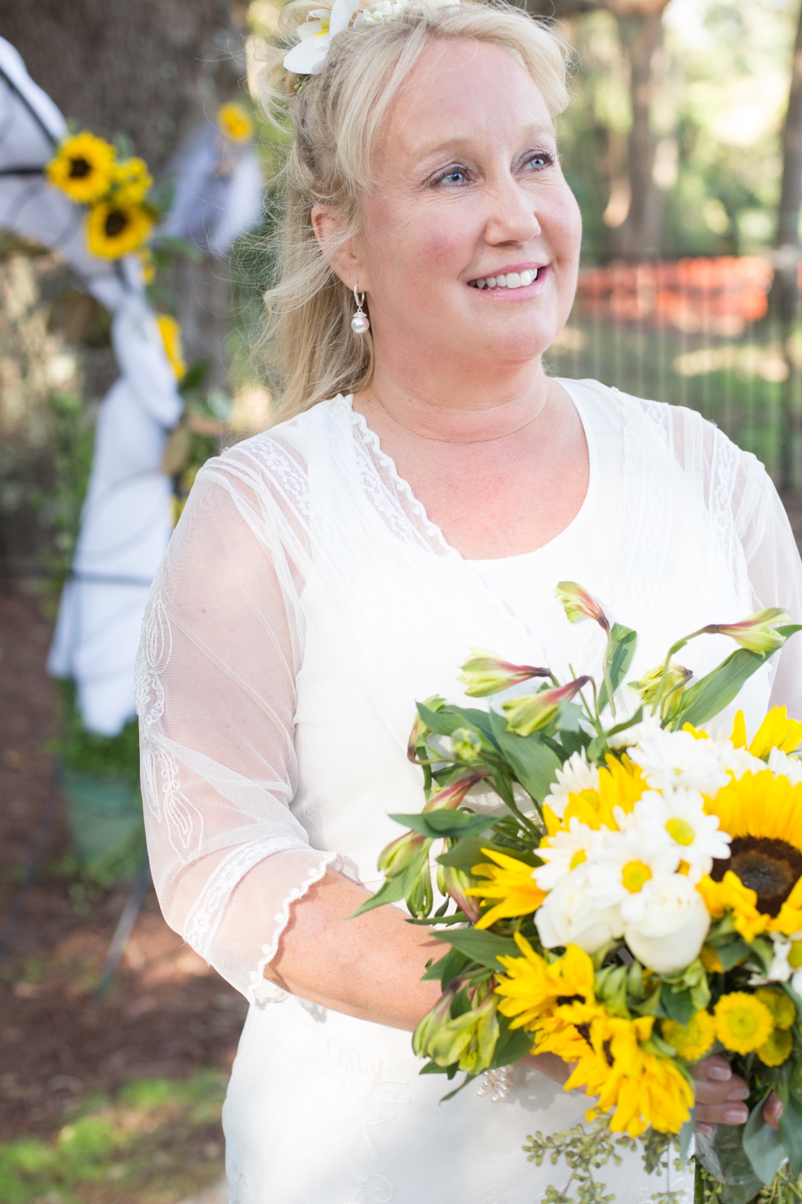 Christine and Travis Backyard Wedding - Jenn Cady Photography