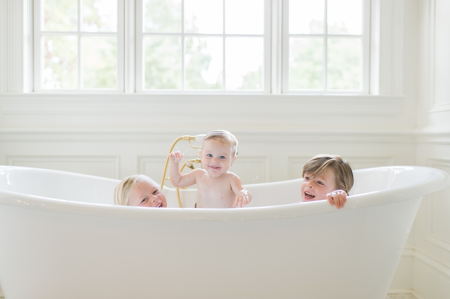 Modern Lifestyle Bathtub Portrait Session