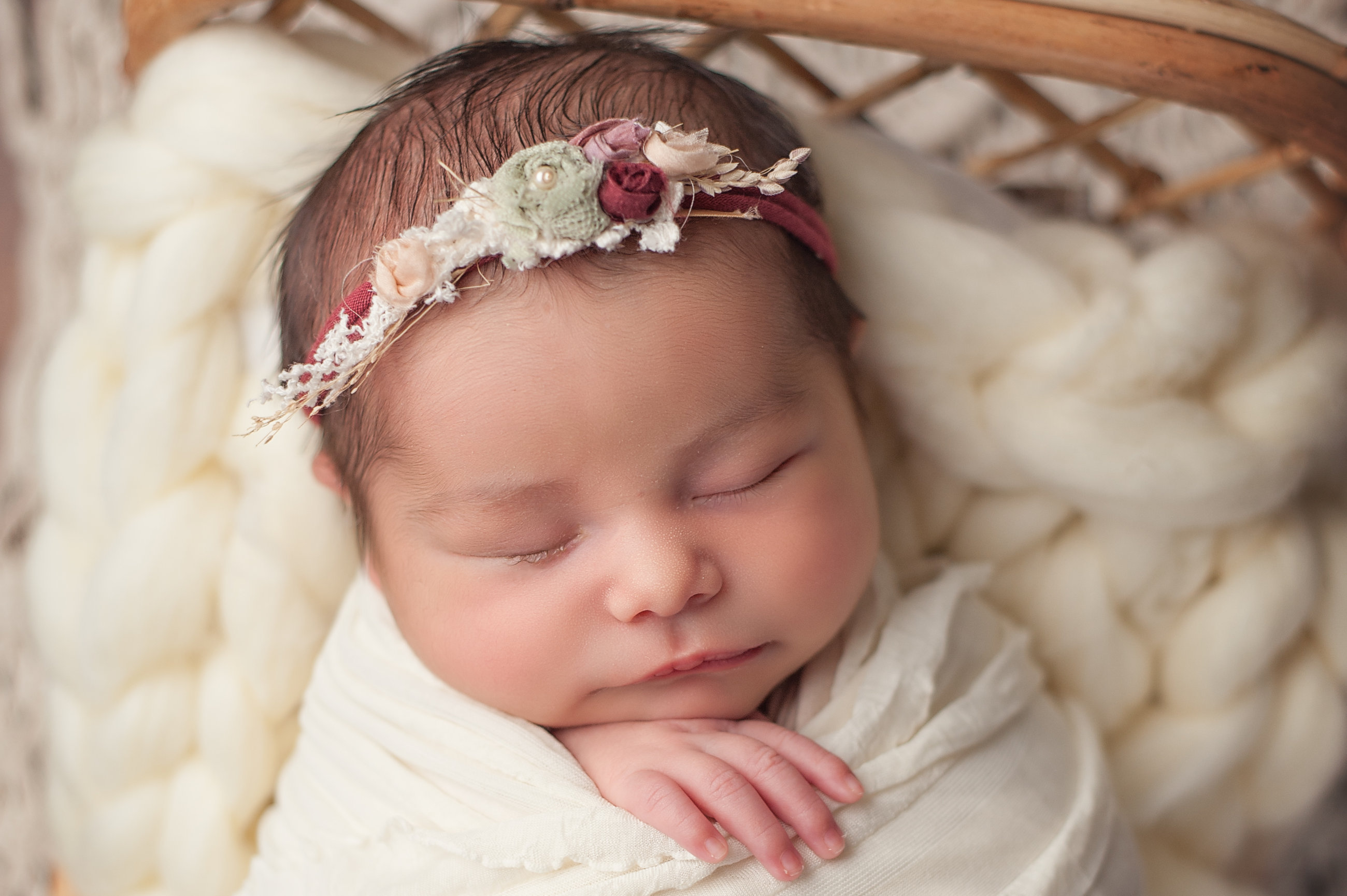 Daisies and Frogs Photography | Maternity & Newborn portraiture