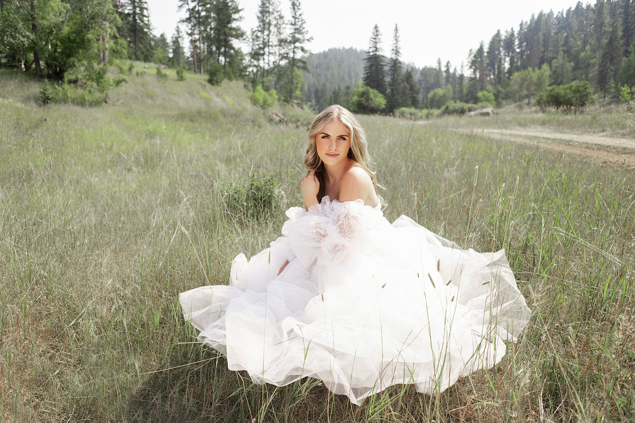 Sioux Falls Senior Photographer - Ellie - Mekdelawit Sweets