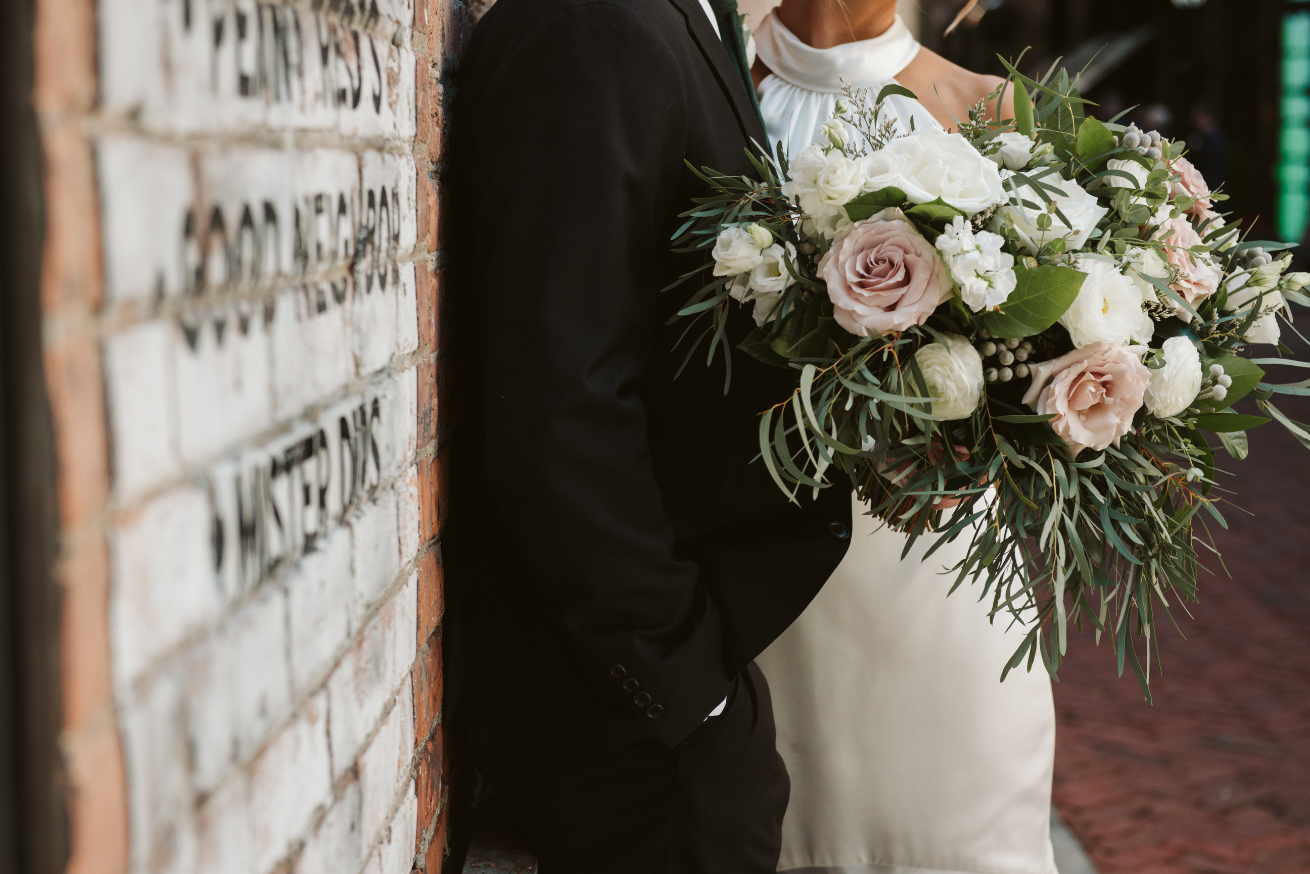 Home | Jen House Design - Elegant Floral Design in Plymouth MI