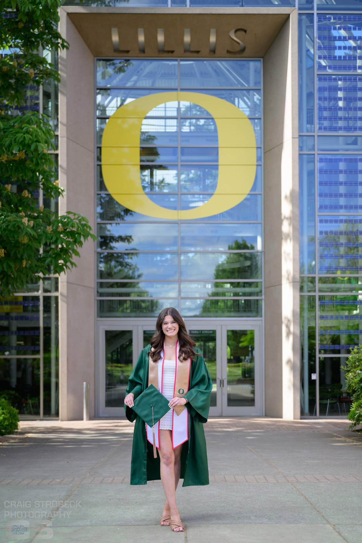 University of Oregon Graduation Photo Session - Craig Strobeck Photography