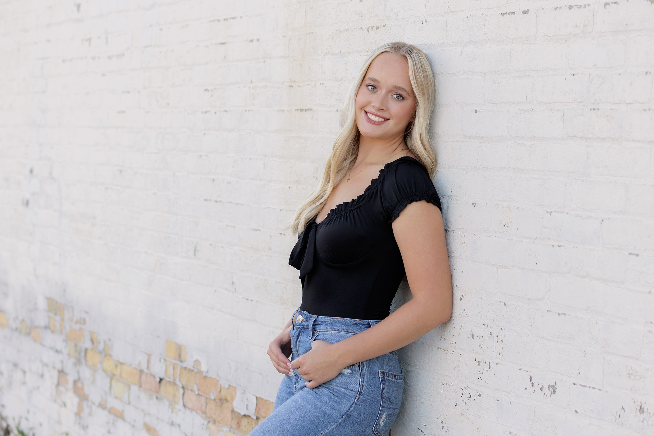 Book A Session Now With Appleton WI Portrait Studio - Leah Islinger ...