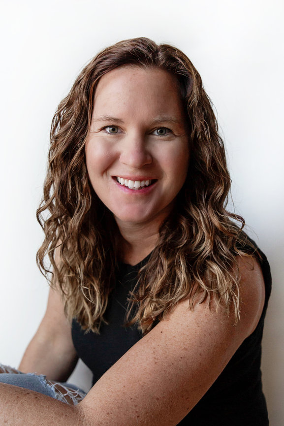 ABOUT - Ashley Schrage Photography