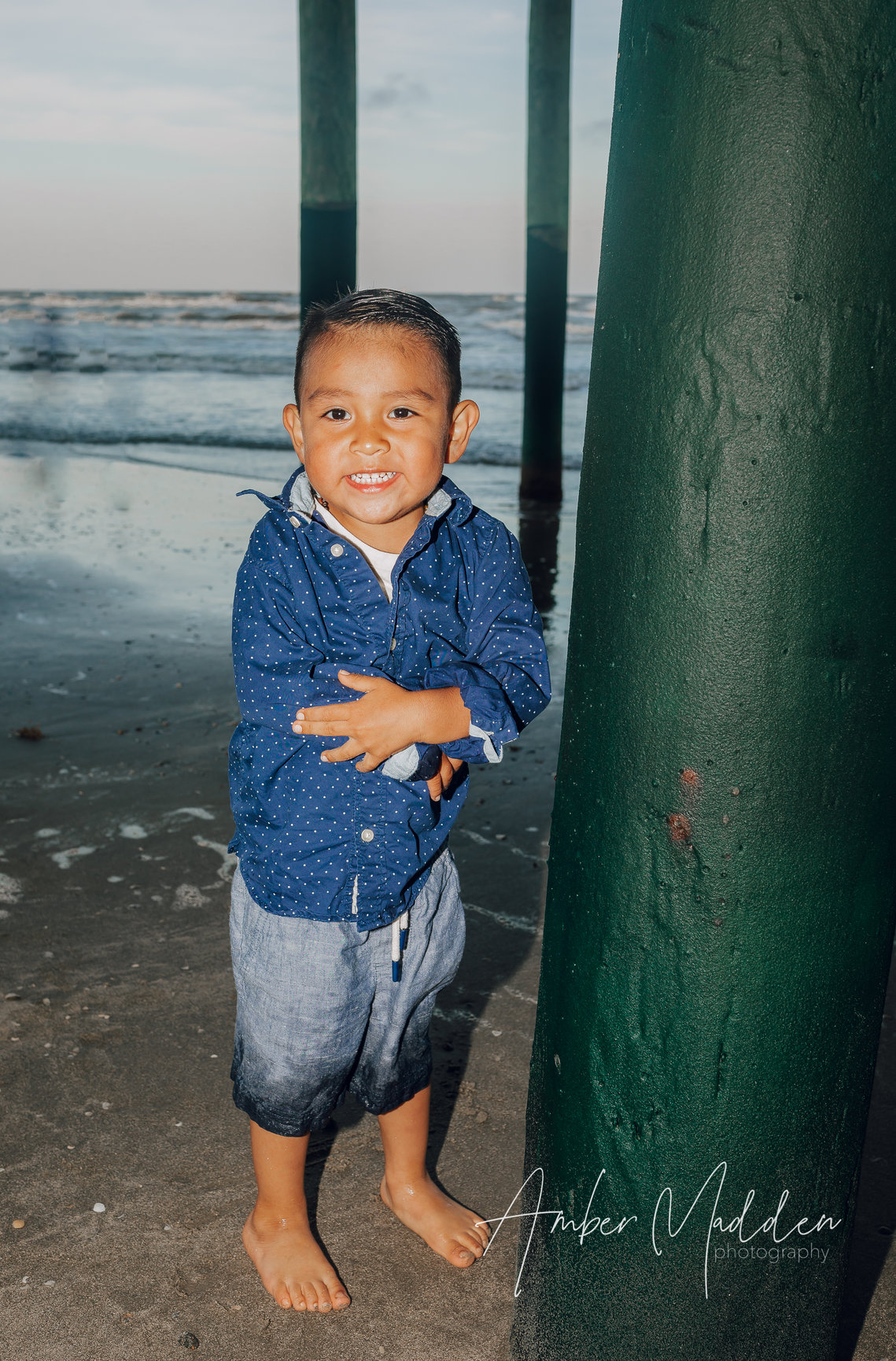 GORE FAMILY - Amber Madden