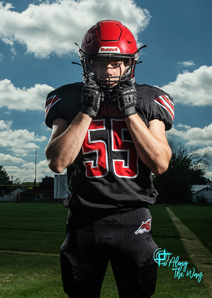 When to Schedule a Senior Photo Session - Pix Along The Way