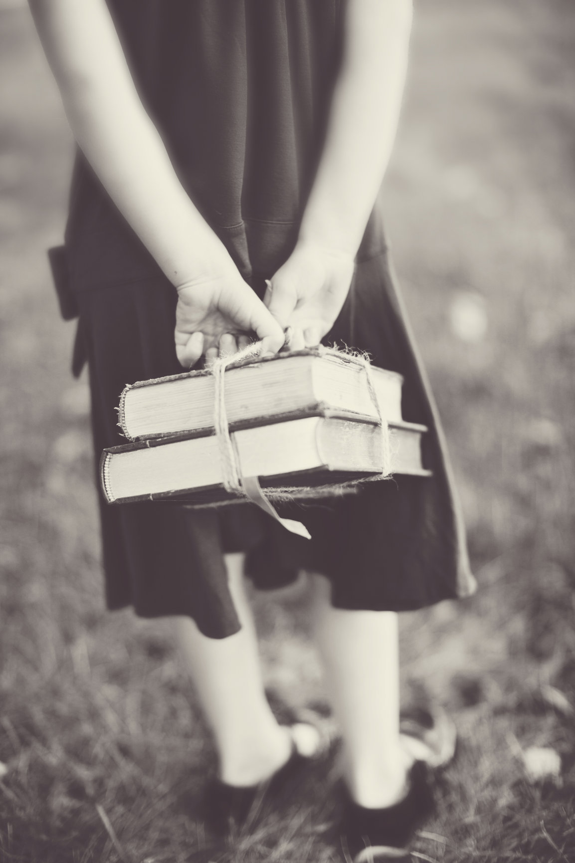 Tips for Capturing Picture Perfect Graduation Shots