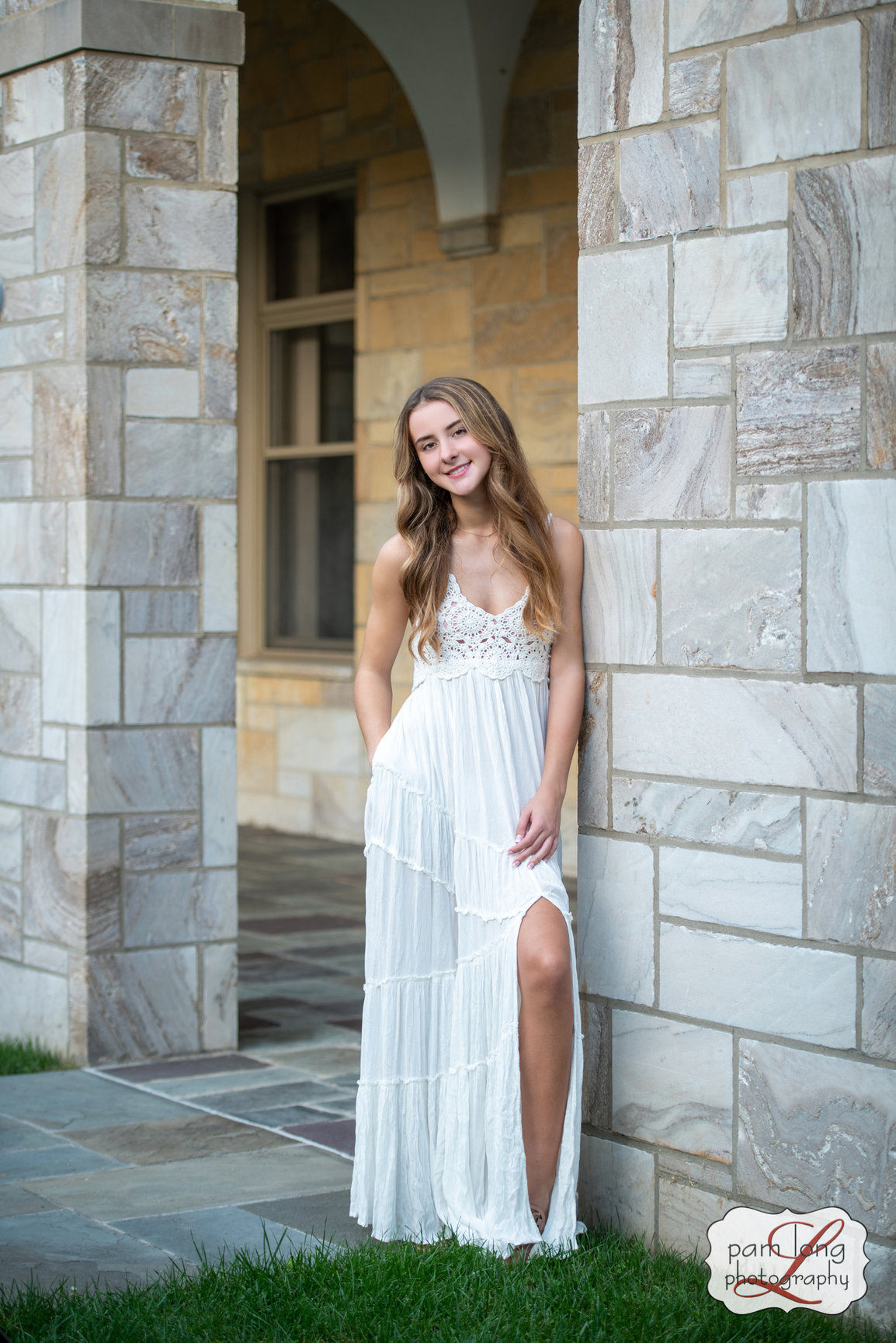 Peyton's senior portraits Class of 2022 - Pam Long Photography