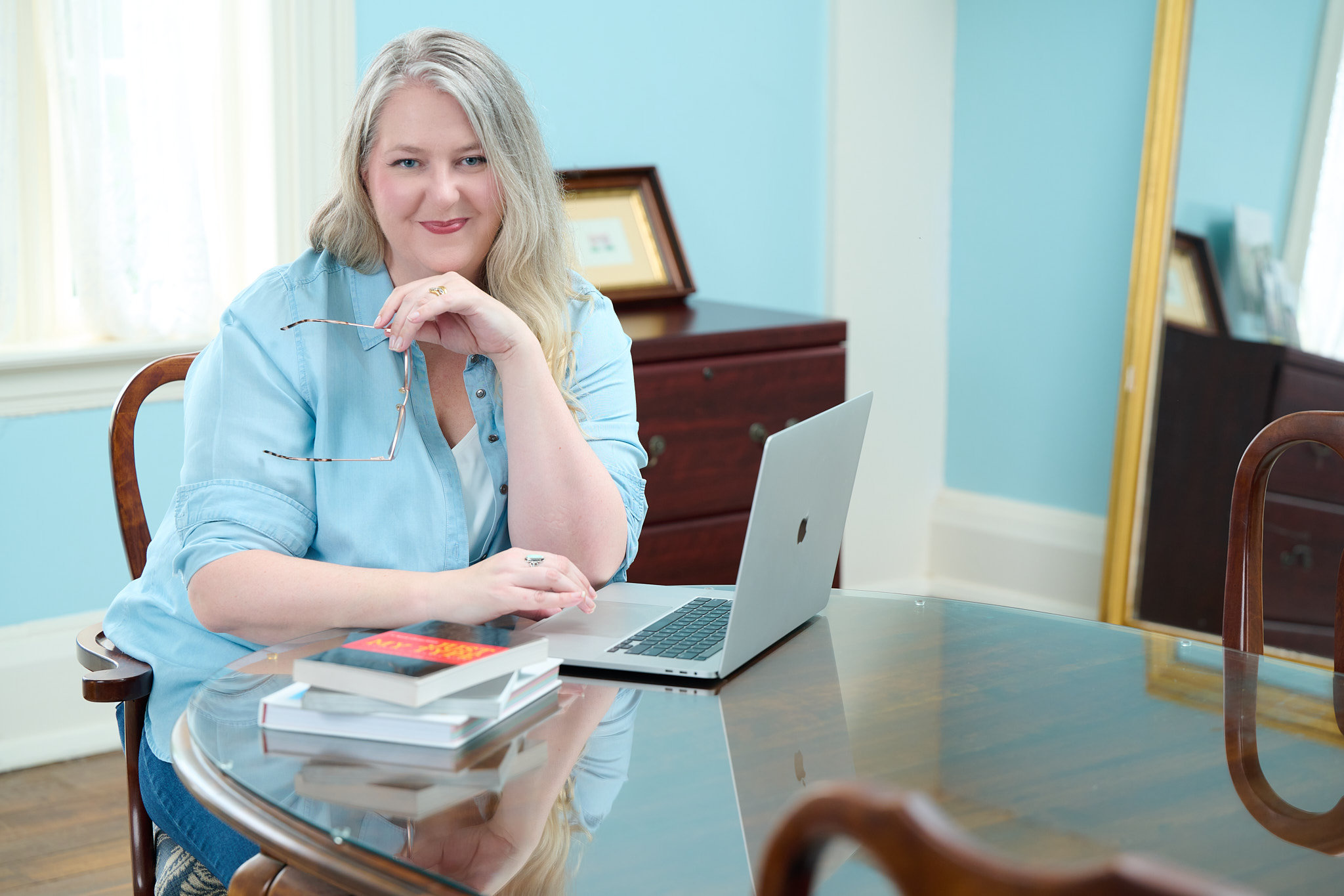 Colleen Neel Photography - Nashville Headshot Photographer