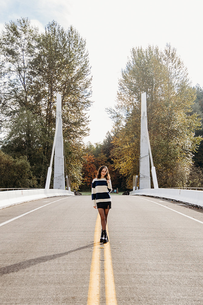 Piper, PNW High School Senior Photographer - Jennifer Tibbetts Photography