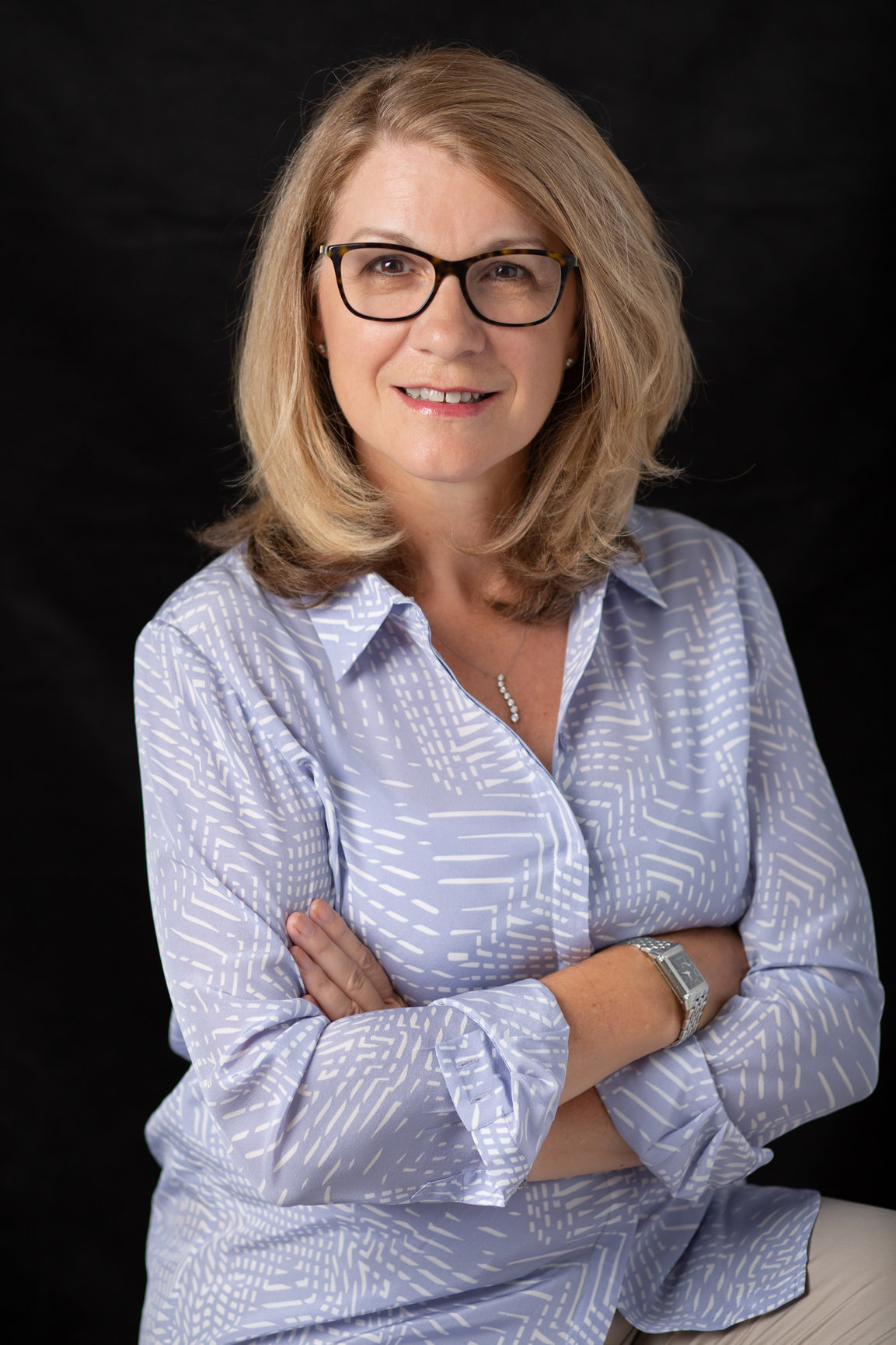 PROFESSIONAL HEADSHOTS FOR YOUR NEXT ZOOM CALLS - Capture What You Love