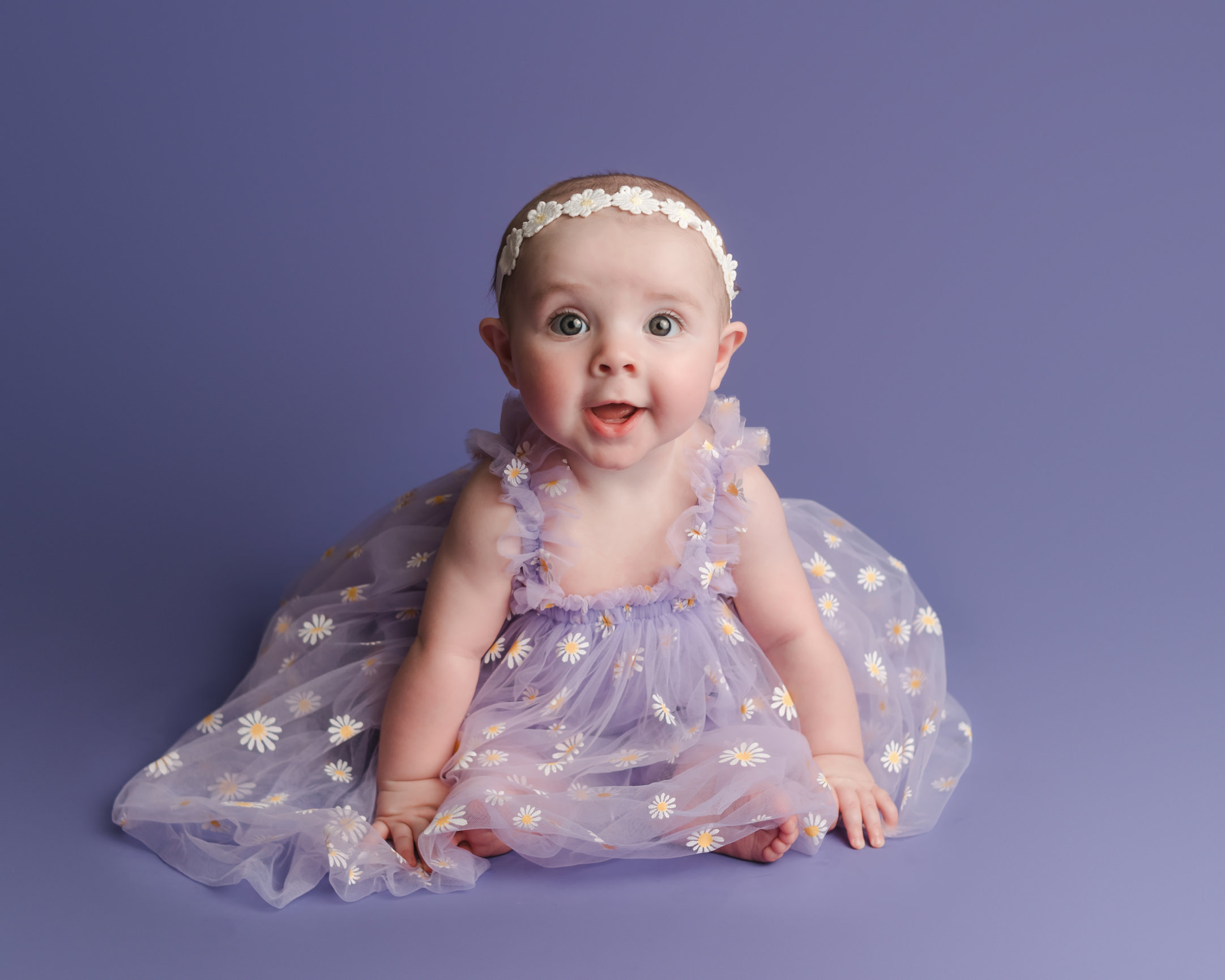 Georgia's 6 Month Milestone Session - Bolt Photography