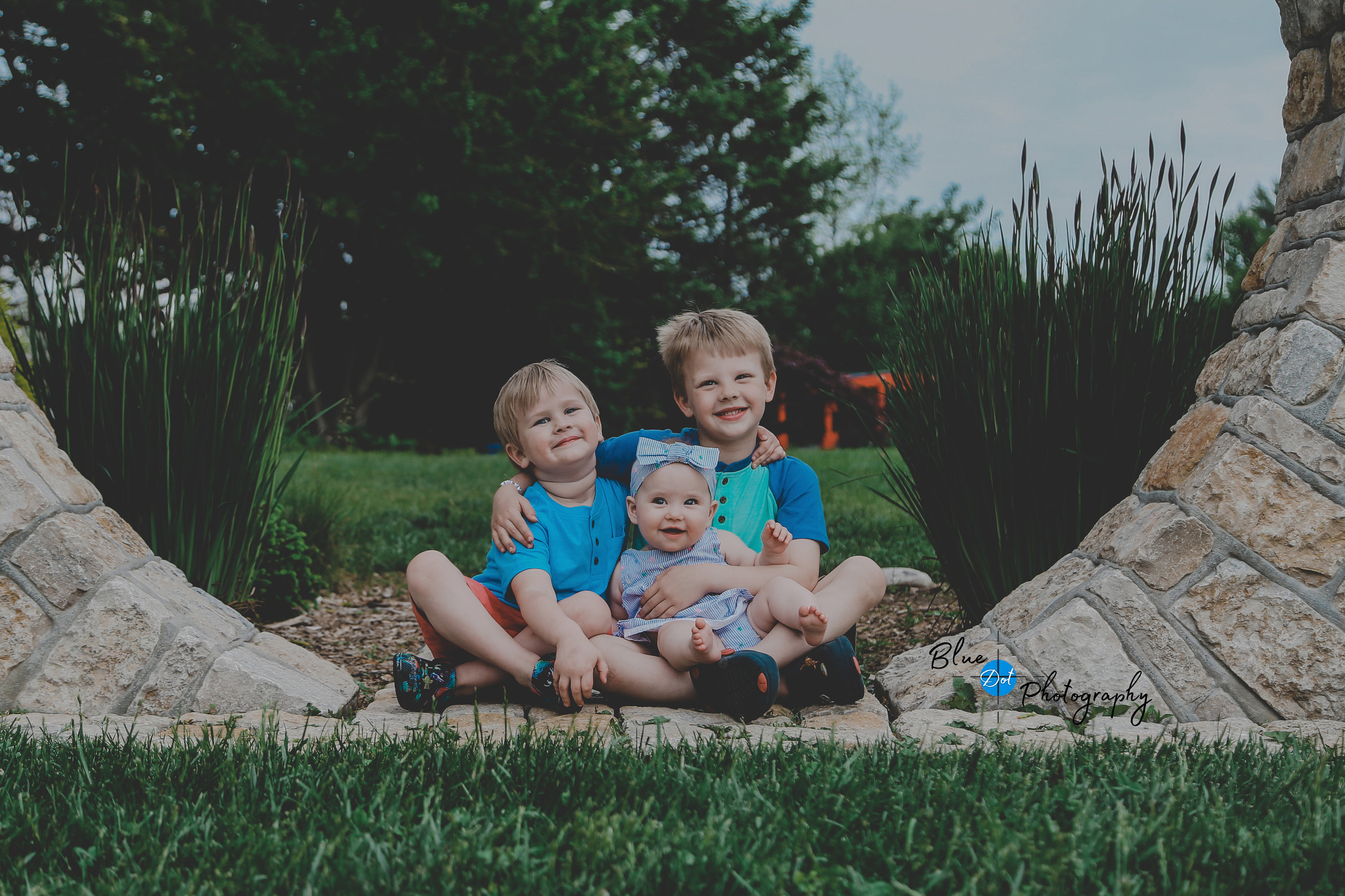 Sneak Peek of The Scholl Family Portraits! - Blue Dot Photography