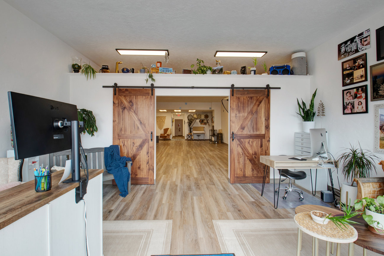 Family Portrait Studio Near Me | Cripps Photography