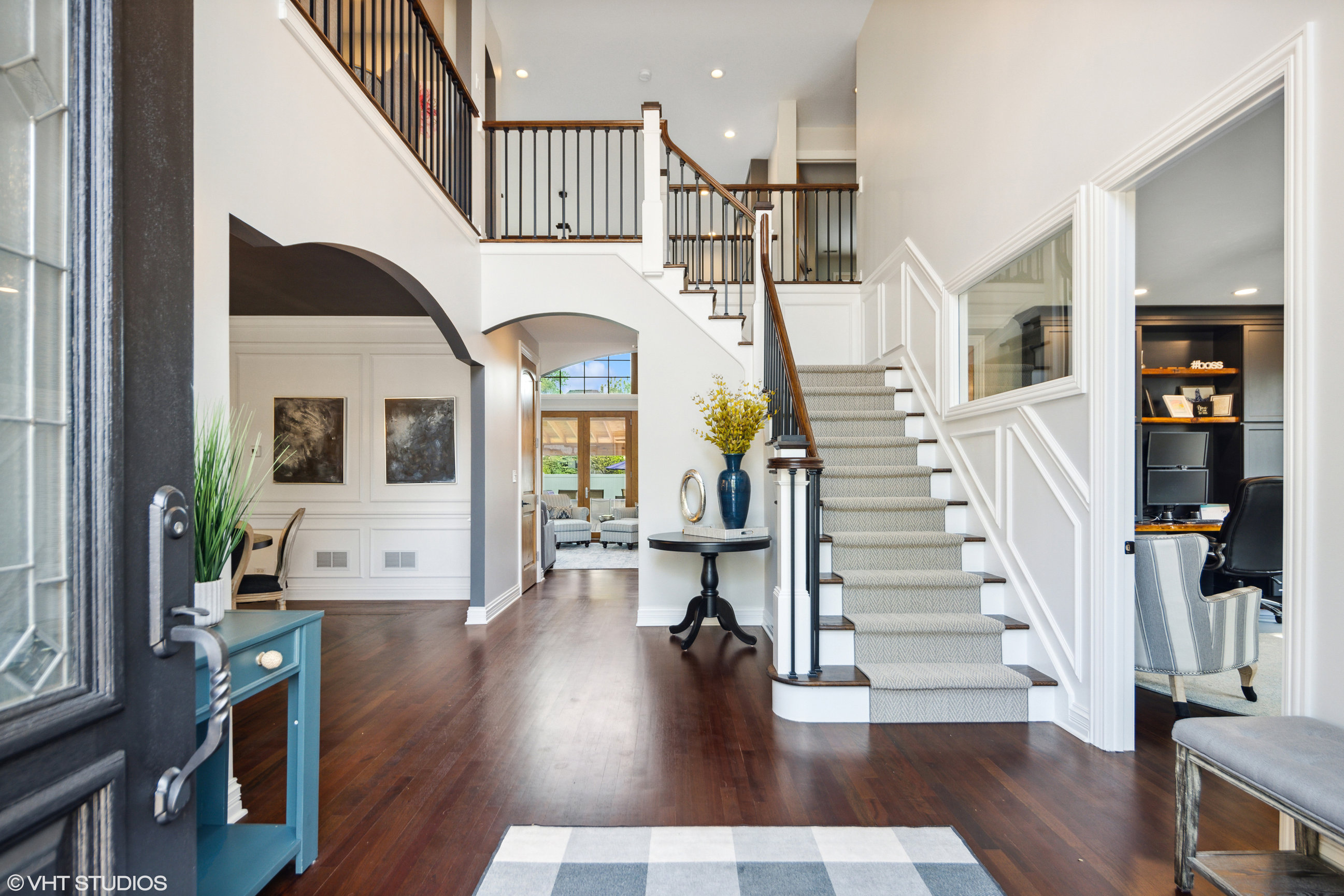 Chicago Real Estate & Portrait Photographer | Martina Magnusson