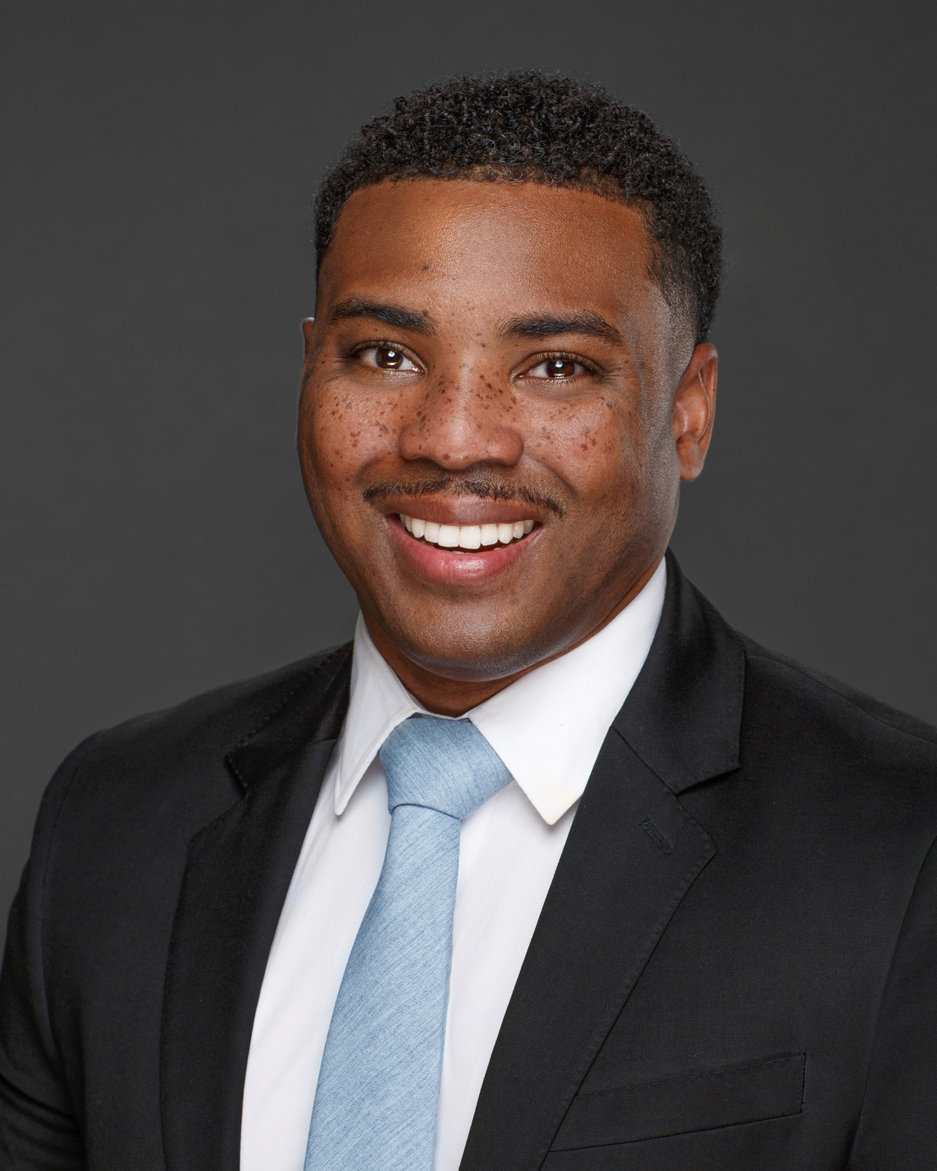 Headshot Photographer | Susan Heard Photography | Memphis, TN and ...