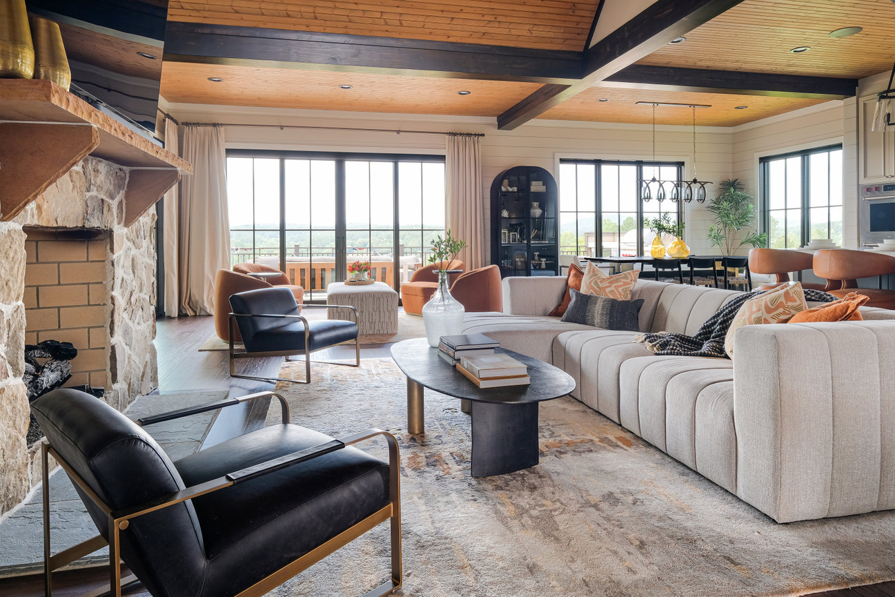 Lake Keowee Modern Lake House - Stephanie Swander Interiors