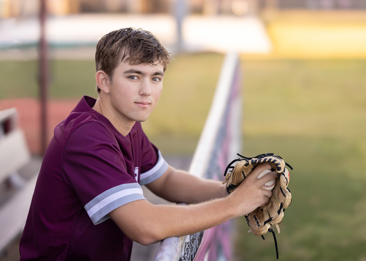Tanner - Class of 2023 - Round Rock High School - Mary Barnett Photography