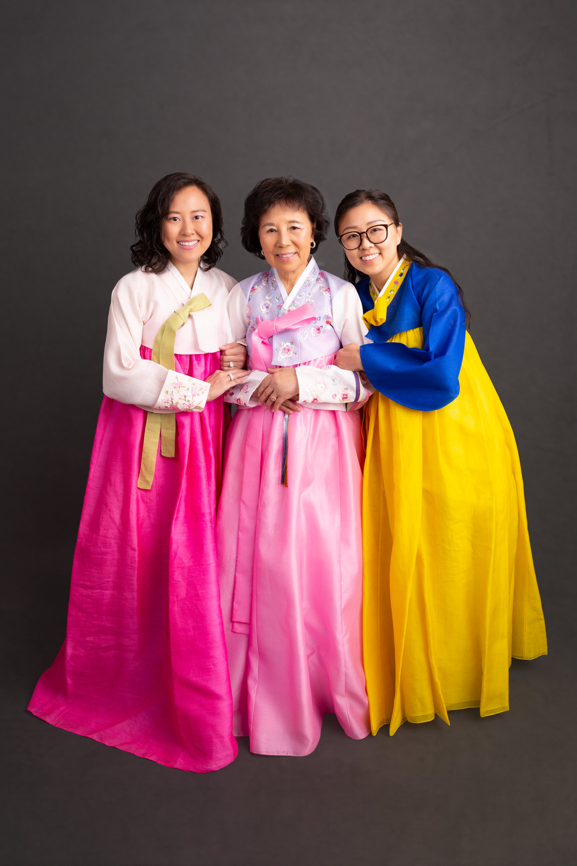 Choe Family Session In-Studio - Yata Photography