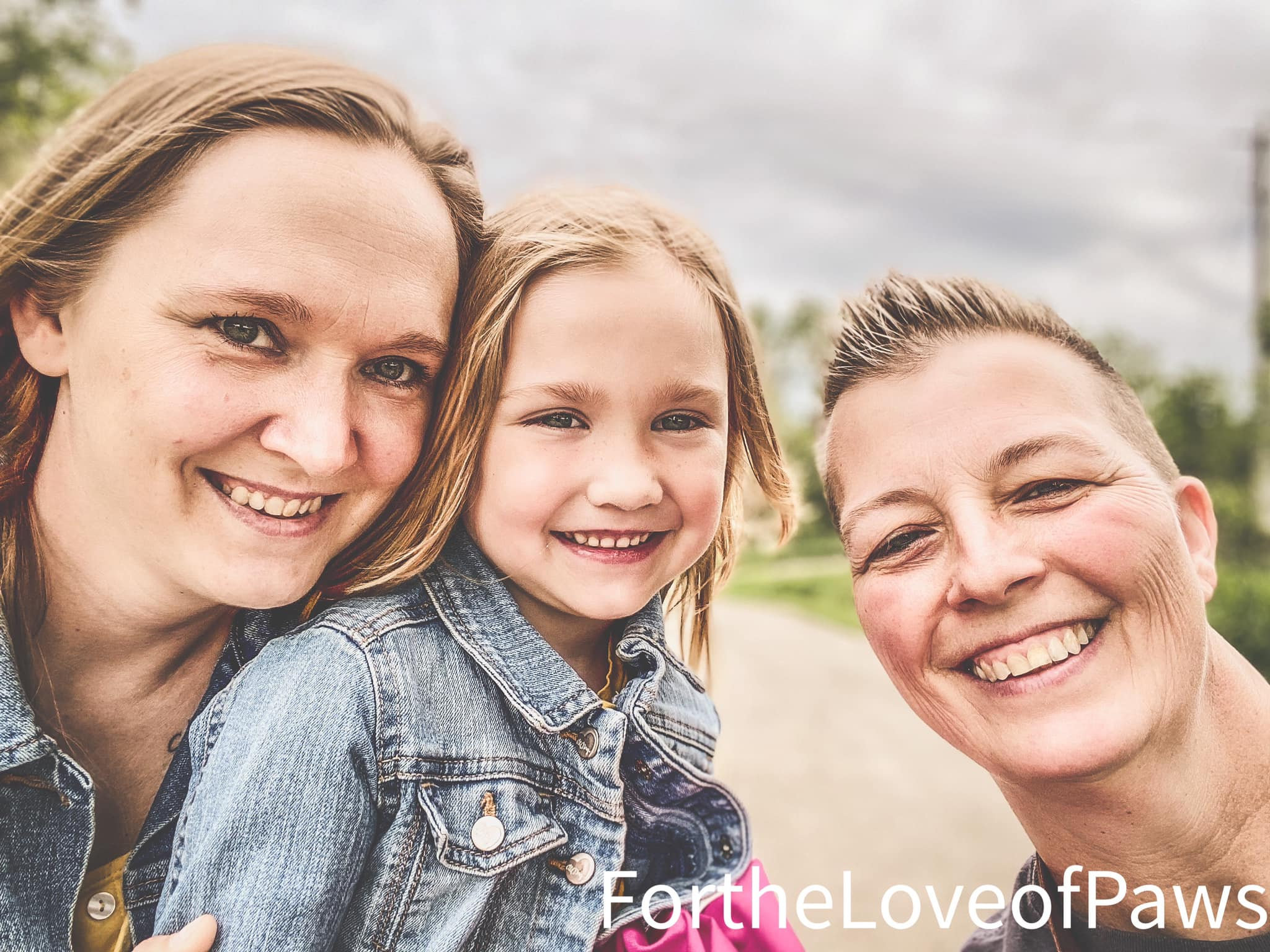 SIGNATURE SELFIE! - Jessica Barnhart