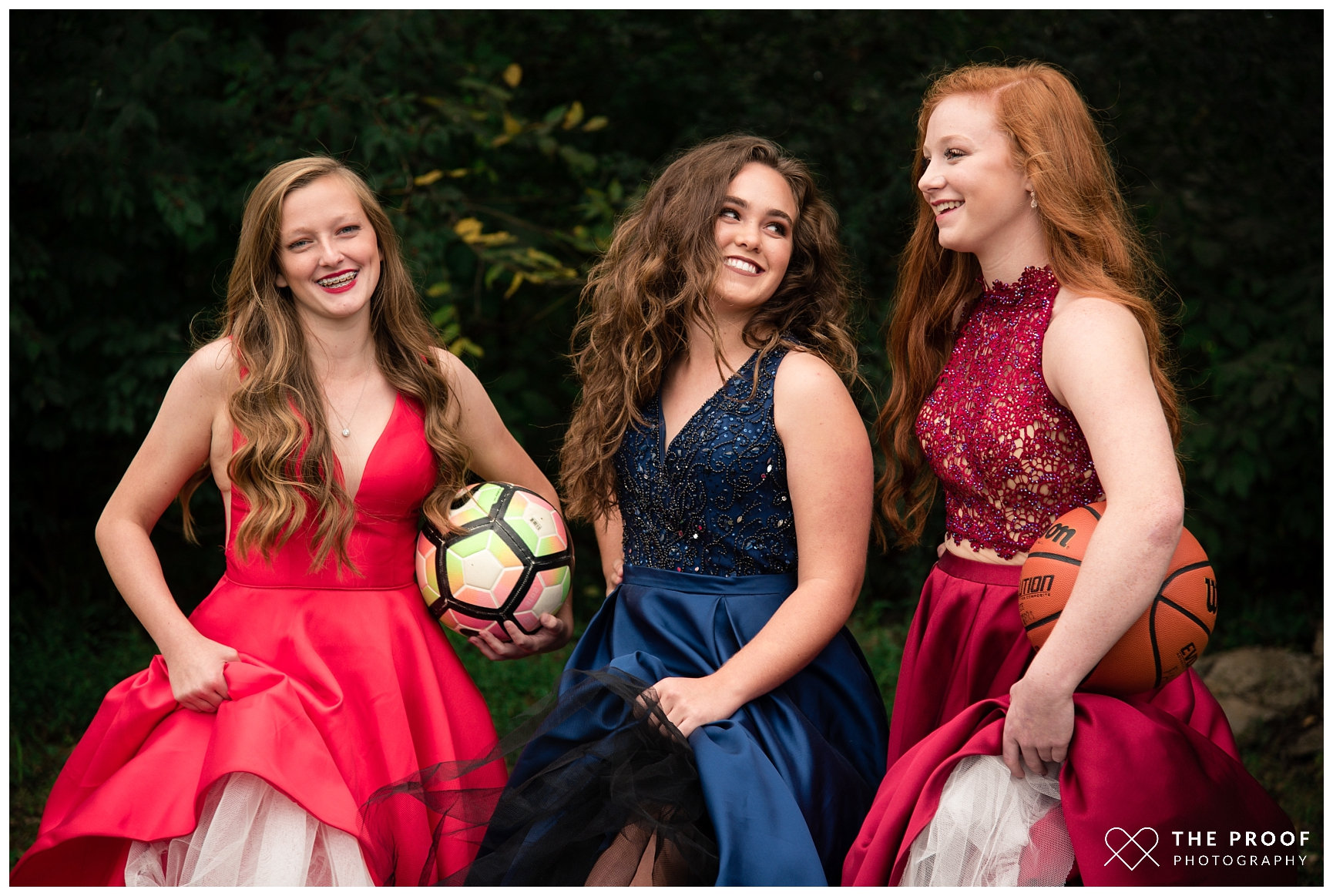 5 Reasons you should hire a Pro for your Prom Photos