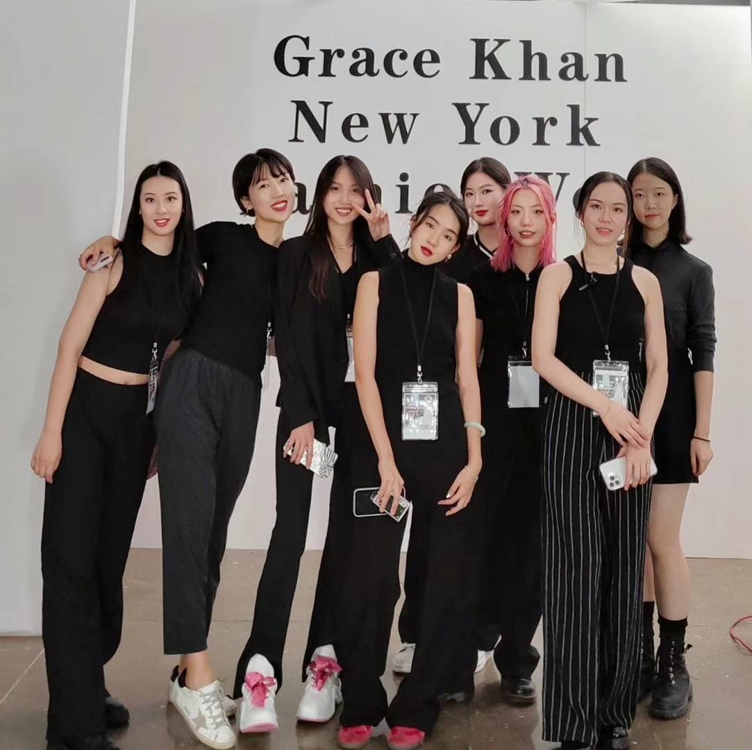 KHAN RUNWAY - gracekhan