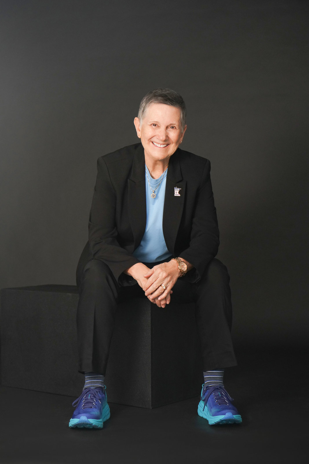 Women's Basketball Coach Commemorative Photography Session ...