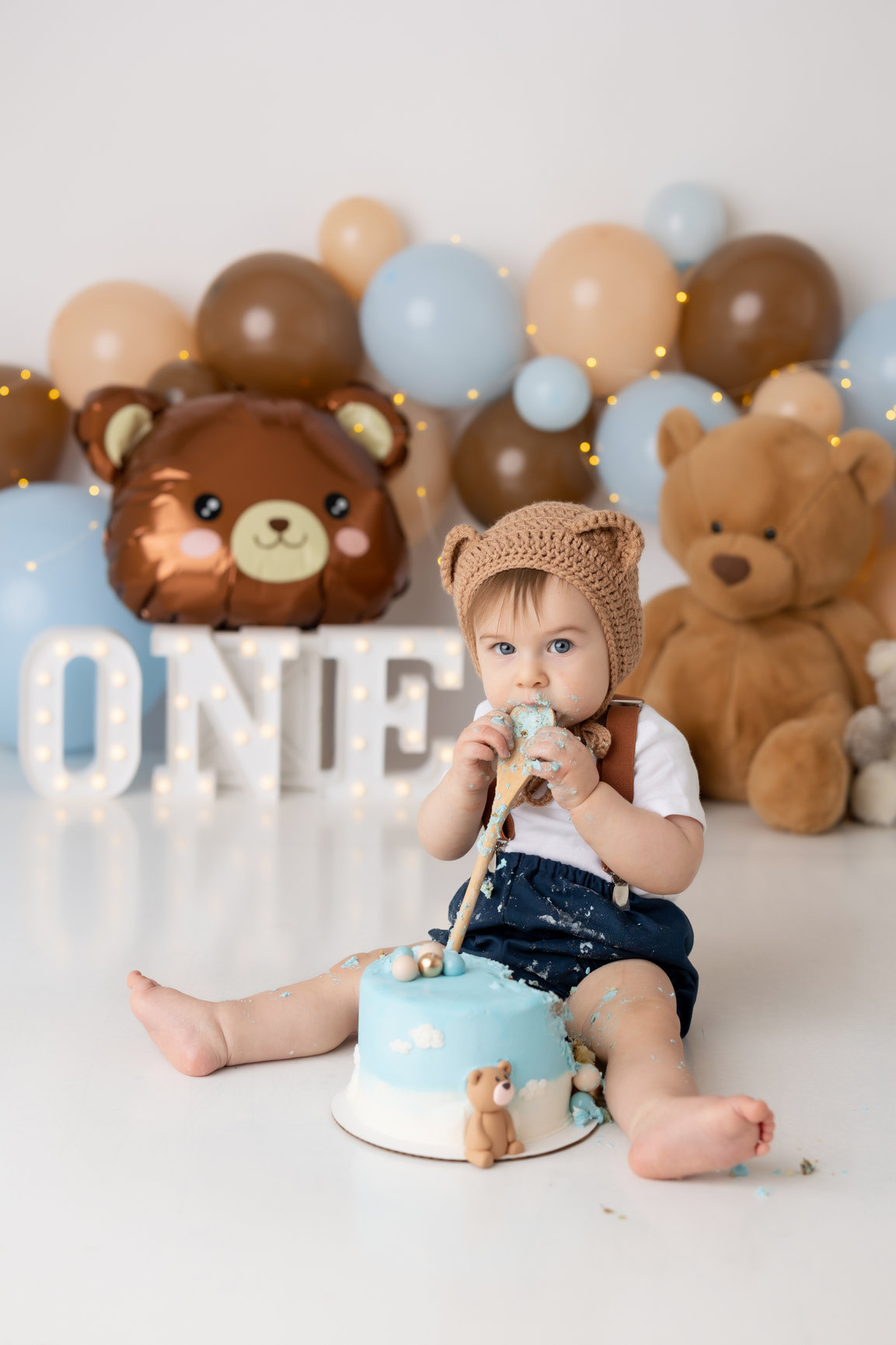 LIAM - CAKE SMASH