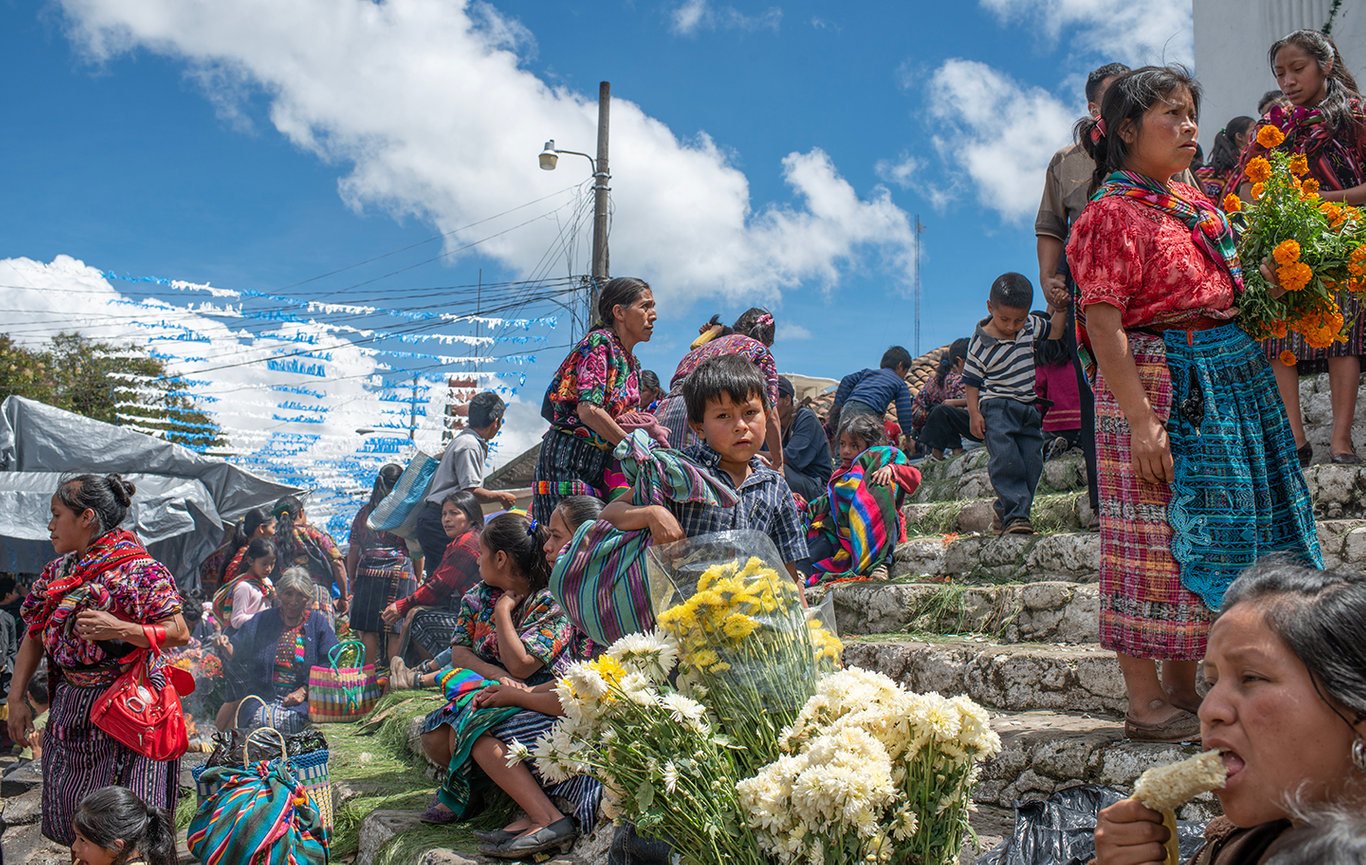 Tribes of Guatemala/ - Official Website / Artist Photographer Arno Elias