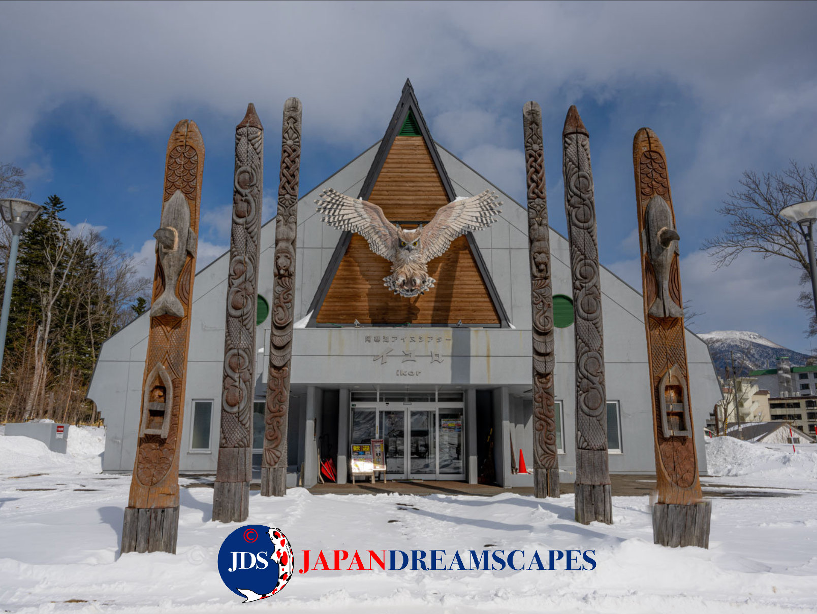 Cultural Significance the Red-crowned Cranes - JAPAN DREAMSCAPES
