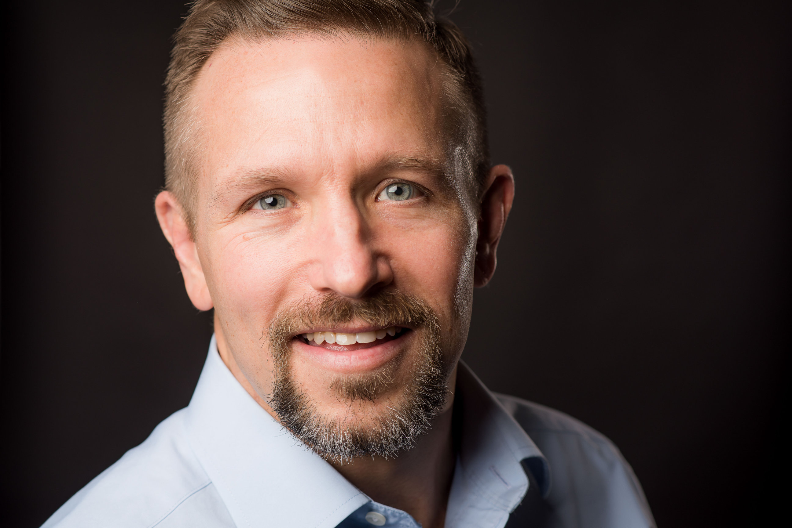 Professional Headshots Saint Louis MO -Ray Glaser Photography